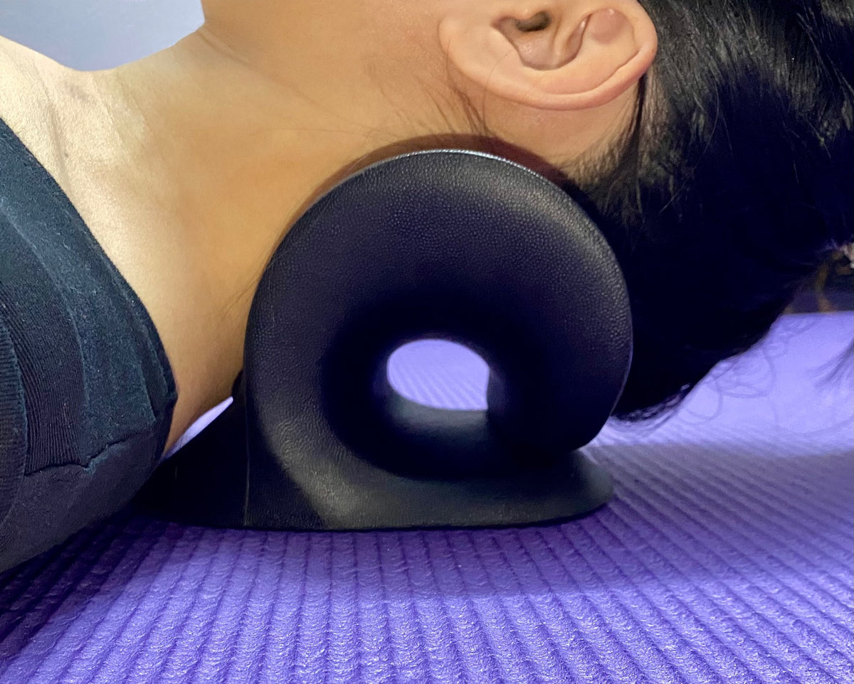 NECK STRETCHER: Relieve Neck Pain Today - The Natural Posture